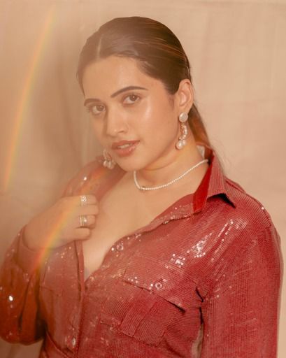 Pic Talk Telugu Girls Killer Curves